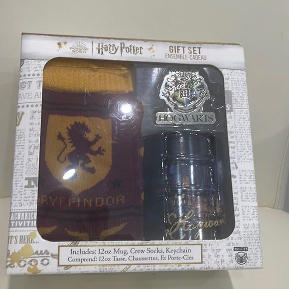 Warner Bros. | Accessories | New Harry Potter Gift Set Includes 2oz Mug ...
